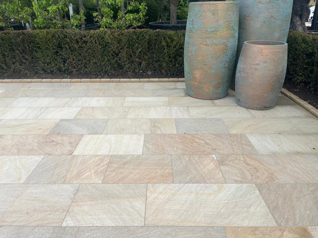 Sandstone Paving Slabs and Natural Stone Paving, UK – Cross Bank Stone