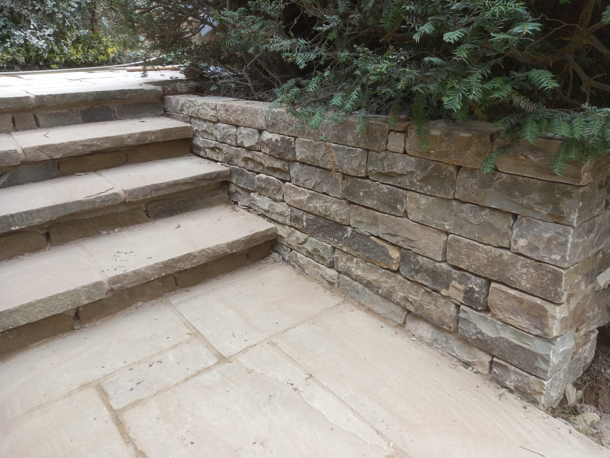 Natural Stone Steps, Sandstone Steps and Risers, UK – Cross Bank Stone